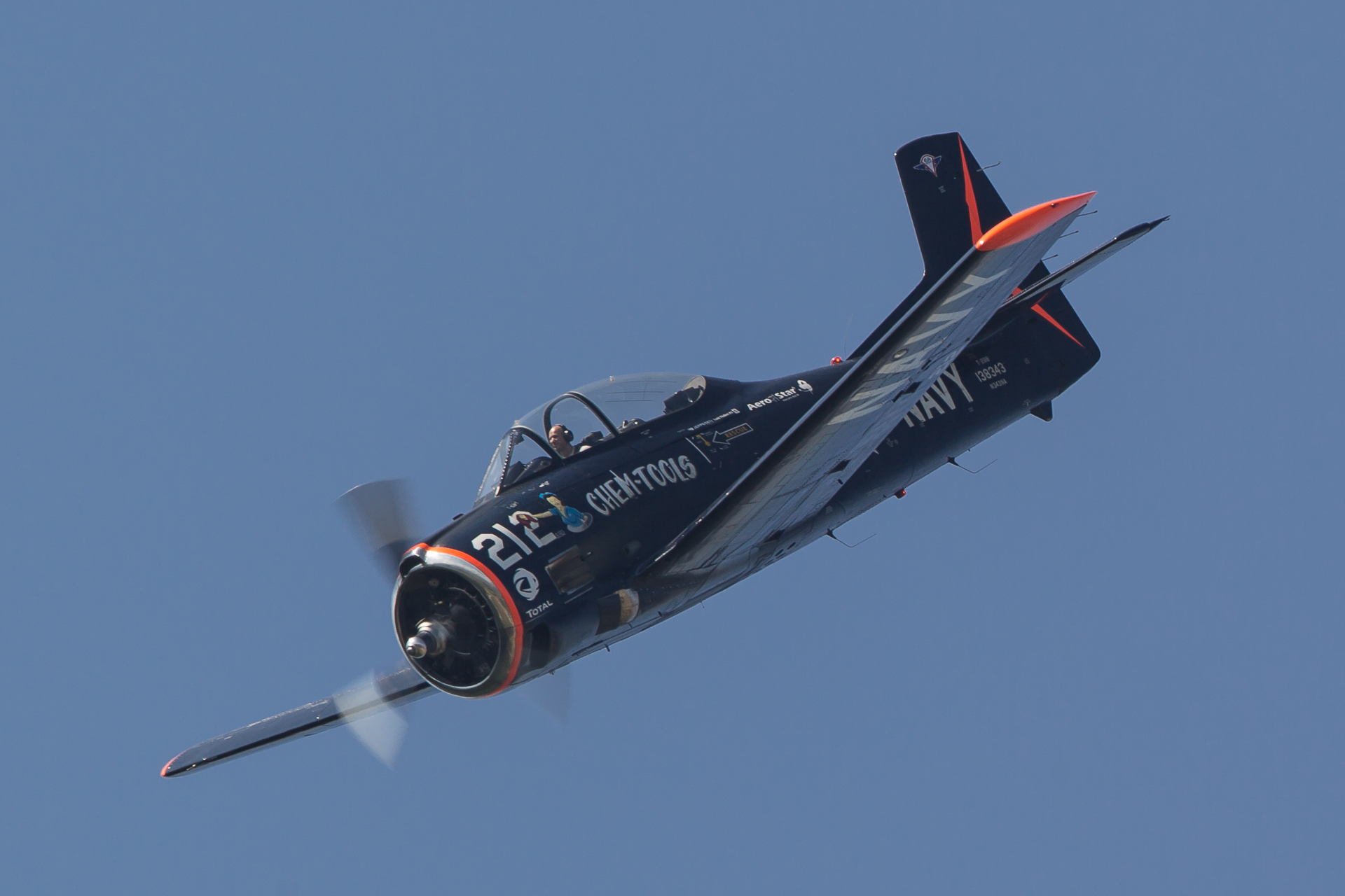 Un nouveau T-28 Trojan en France ! – L’Echarpe Blanche